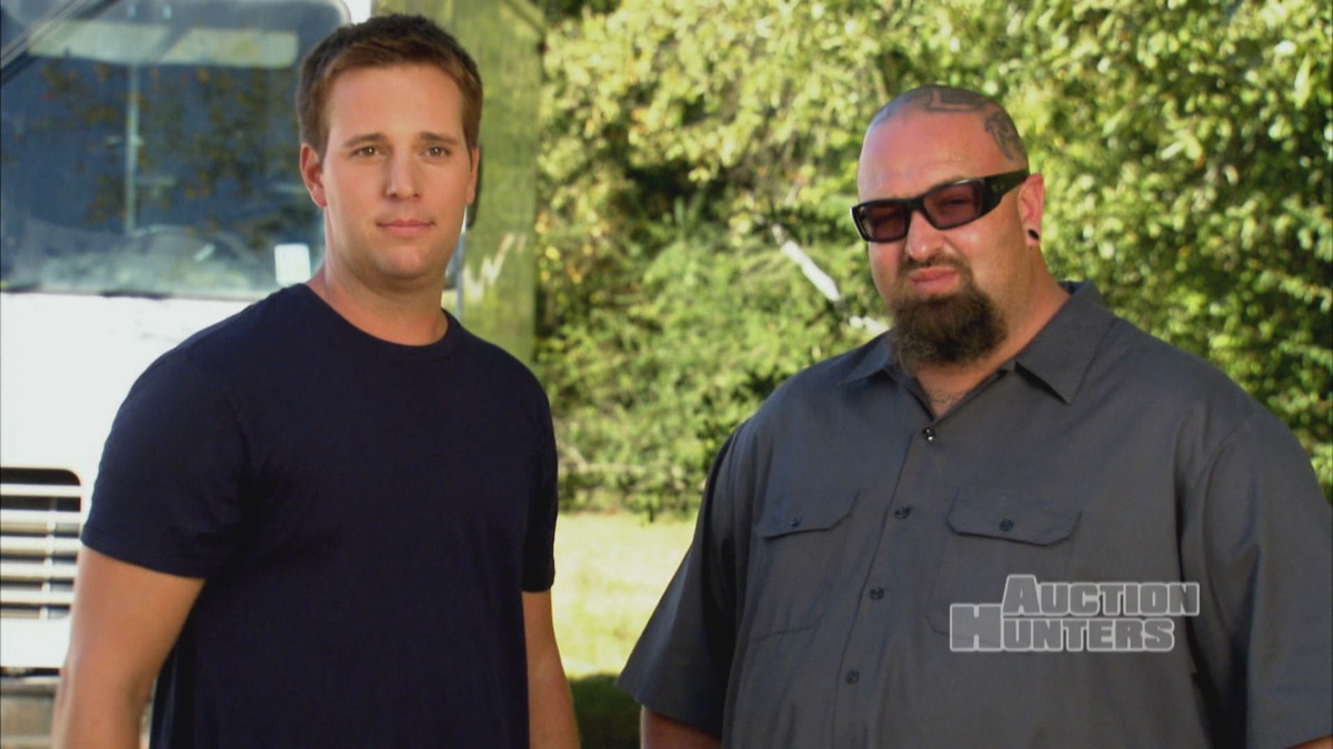 Auction Hunters Cast
