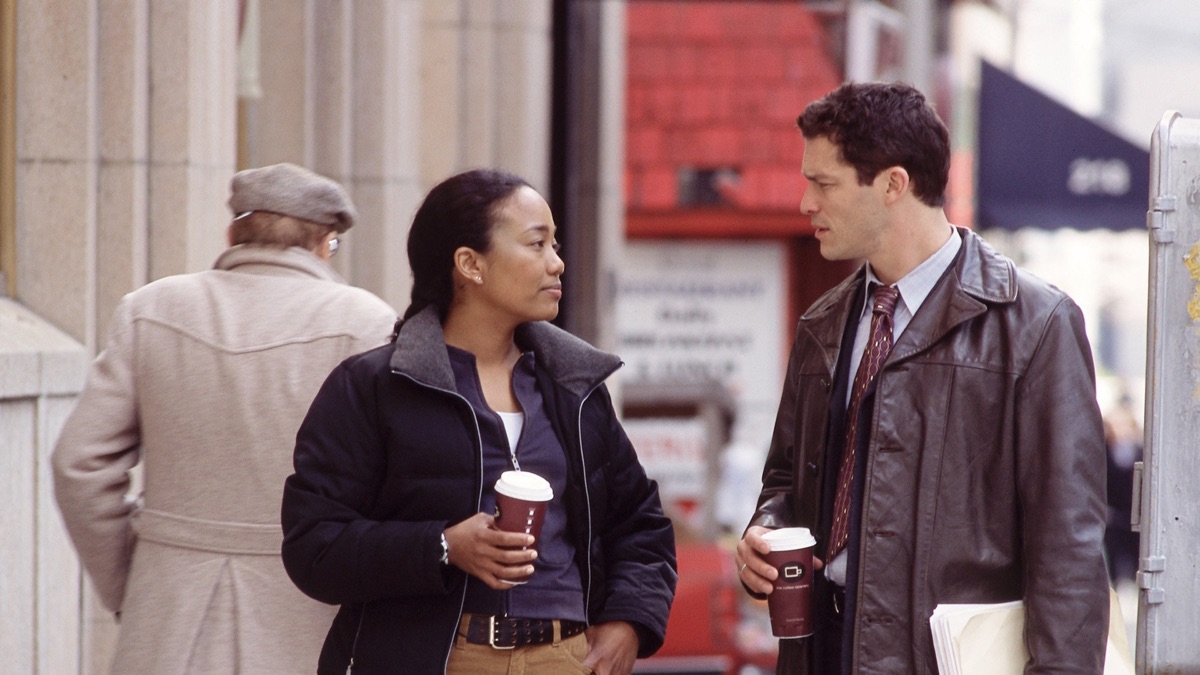 ‎Old Cases - The Wire (Series 1, Episode 4) - Apple TV (EG)