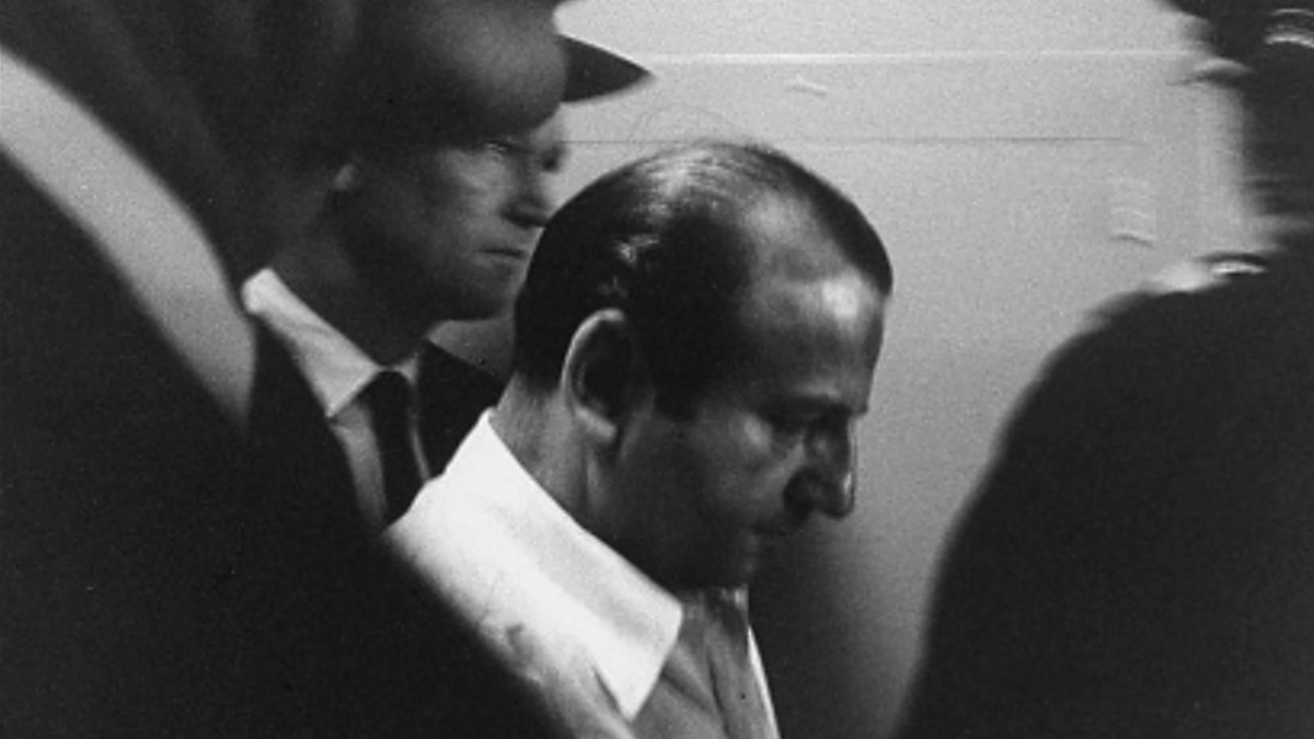 Revenge – JFK: One Day in America (Season 1, Episode 3) - Apple TV (AU)