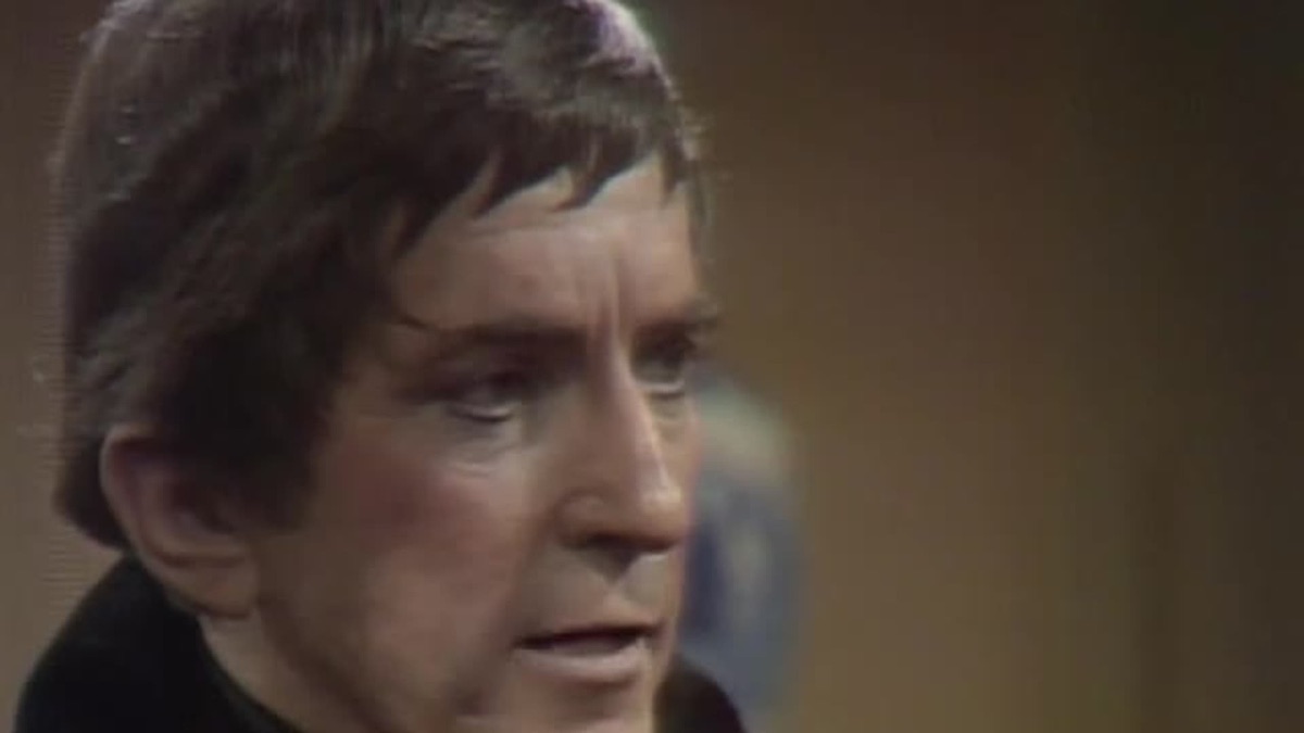 Episode 392 – Dark Shadows (Season 2, Episode 254) - Apple TV (CA)