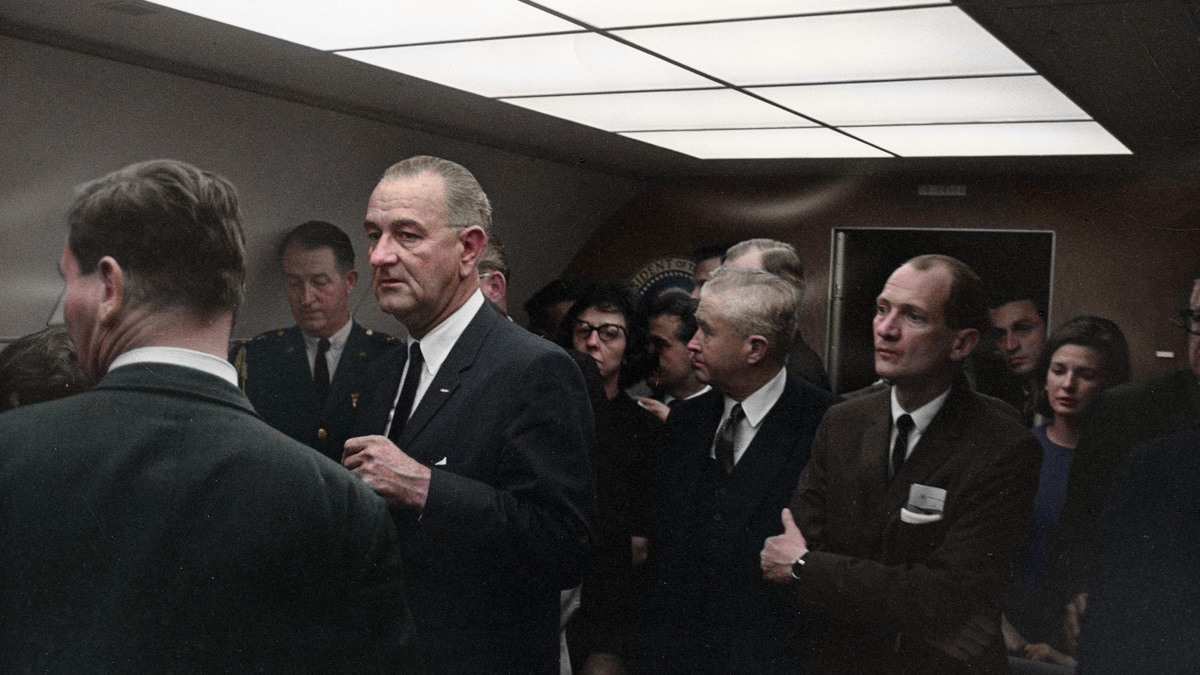 Persecución - JFK: One Day in America (temporada 1, episodio 2) - Apple ...