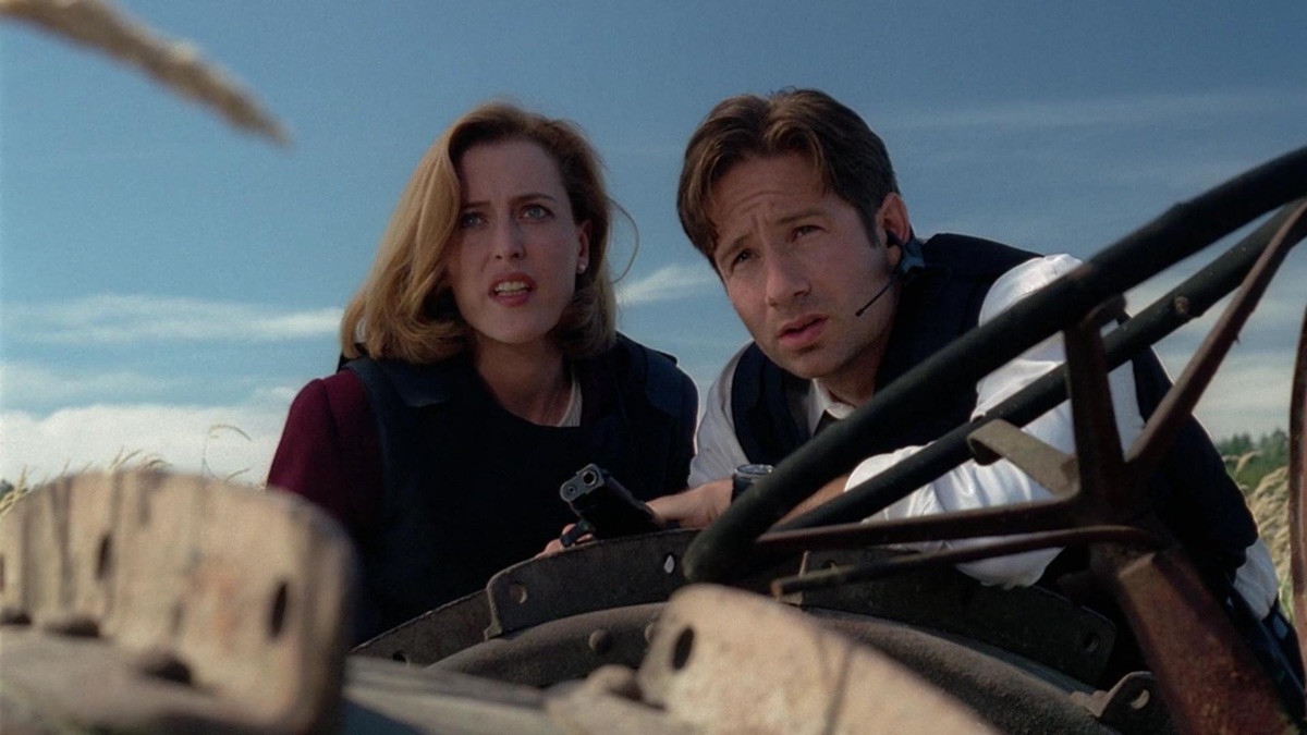 ‎Home - The X-Files (Series 4, Episode 2) - Apple TV (QA)