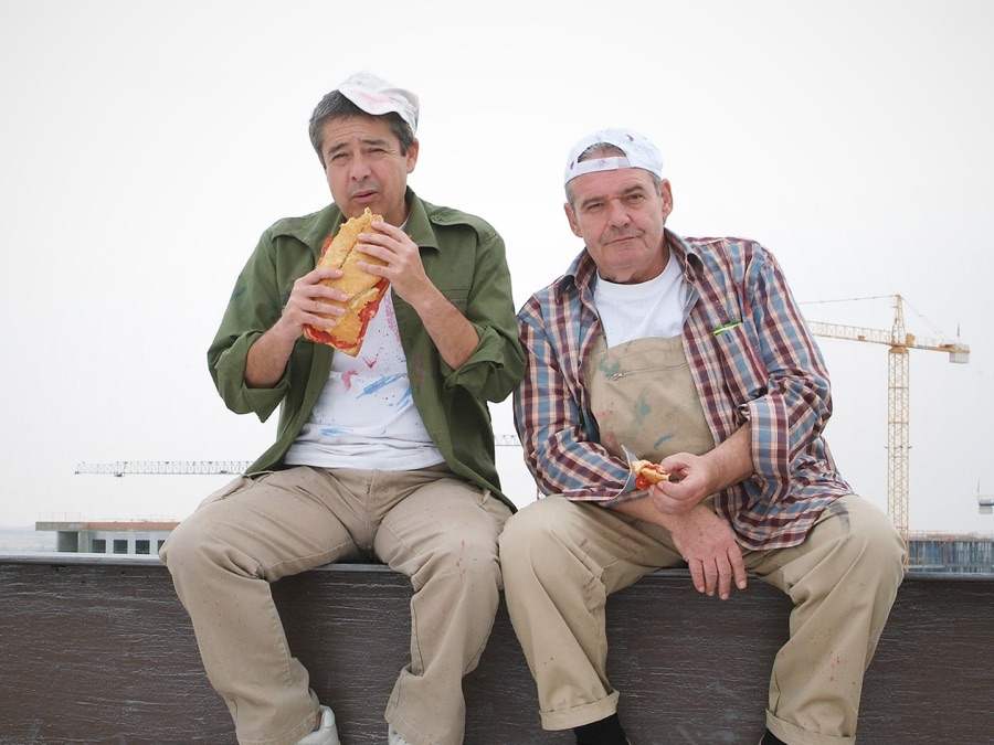 Manolo y Benito Corporaision - Apple TV (CL)