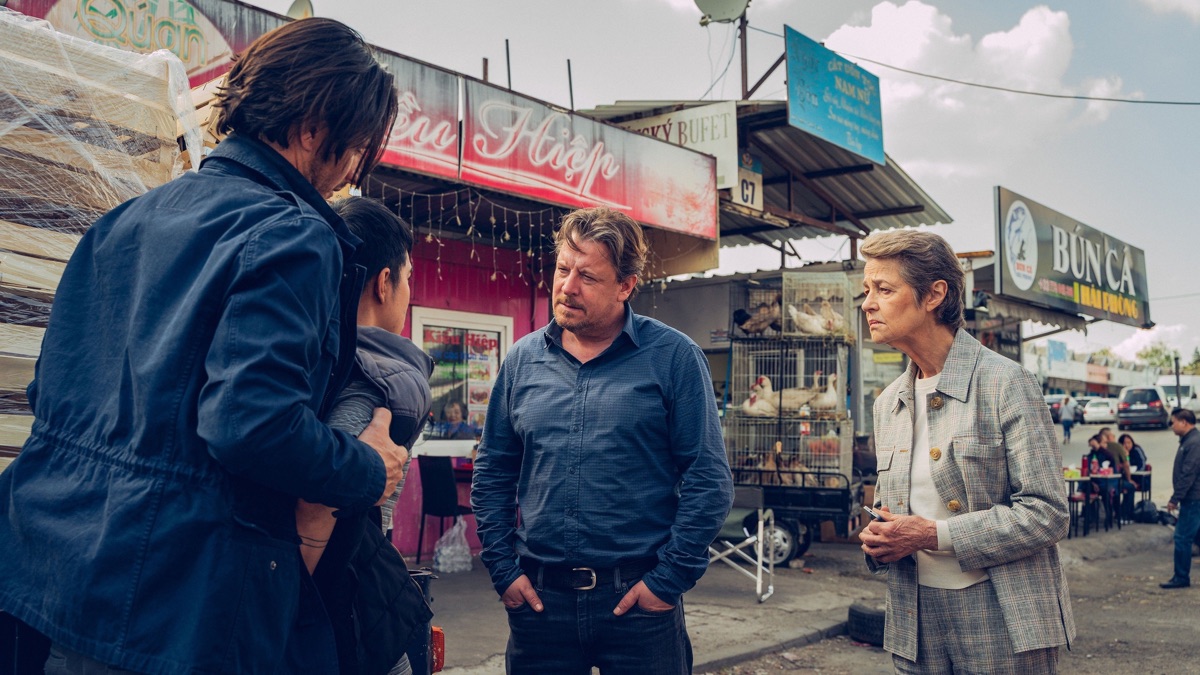 Box People - DNA (Season 2, Episode 3) - Apple TV