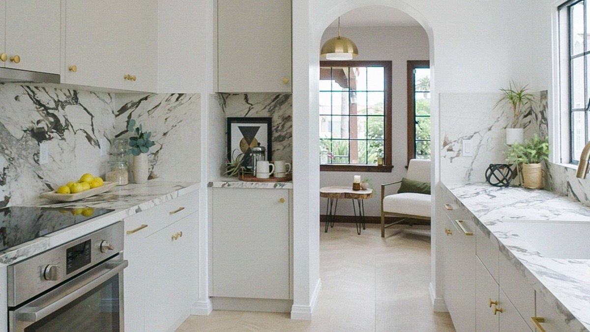 Spanish Revival in South La - First Home Fix (Season 1, Episode 5 ...