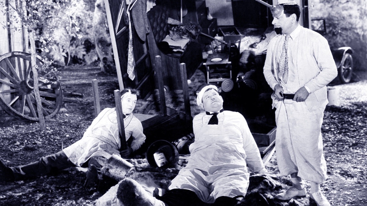 Laurel & Hardy: Them Thar Hills - Apple TV