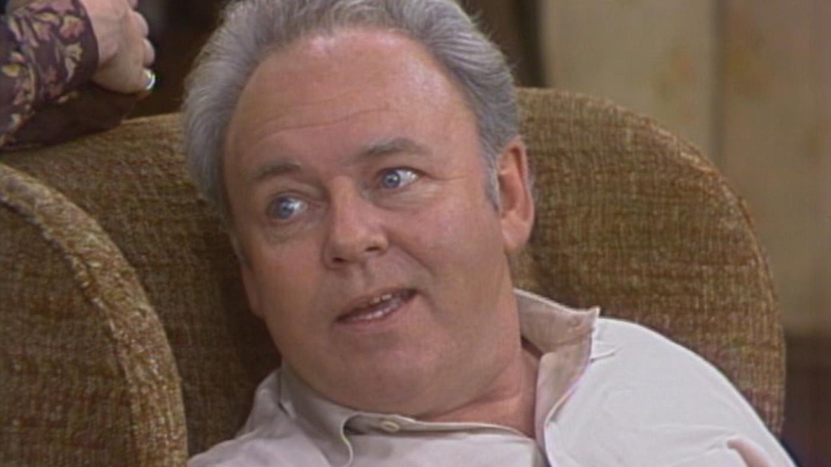 ‎Archie Feels Left Out - All in the Family (Season 4, Episode 17 ...