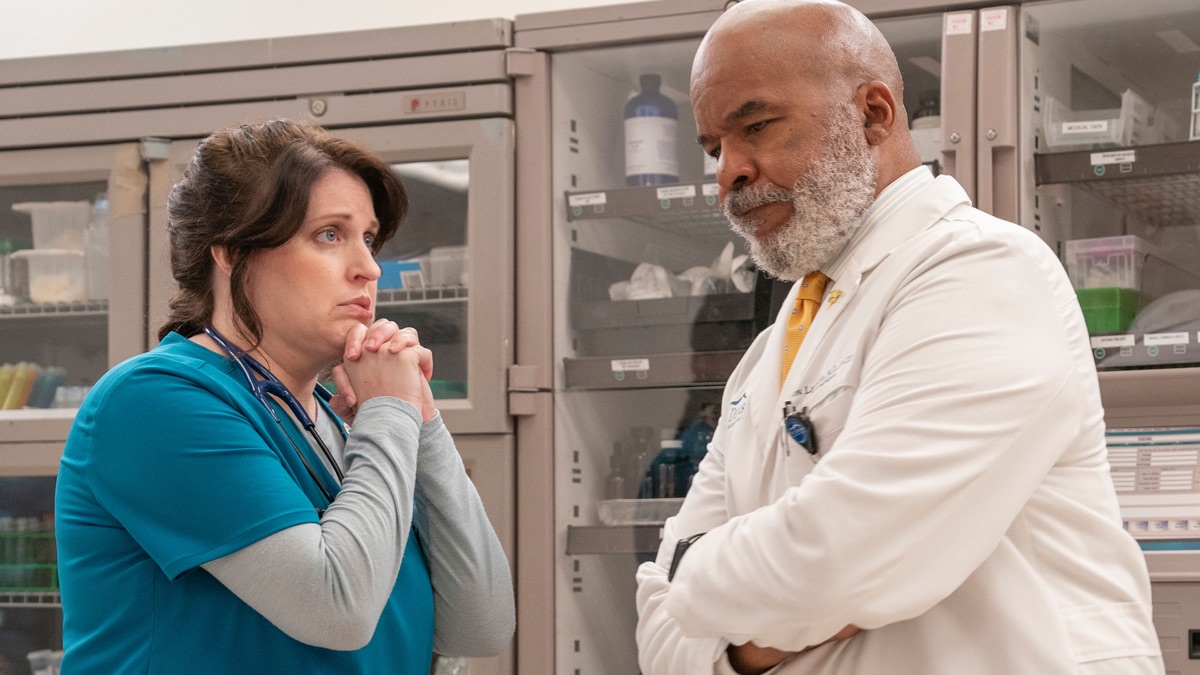 ‎You Gotta Have a Plan - St. Denis Medical (Season 1, Episode 9) - Apple TV (ID)