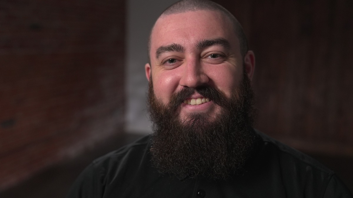 Killer On The Run - High Speed Chase (Series 1, Episode 5) - Apple TV (OM)