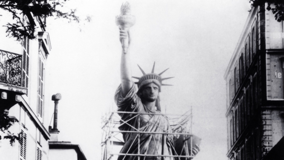 The Statue of Liberty - Apple TV (CA)