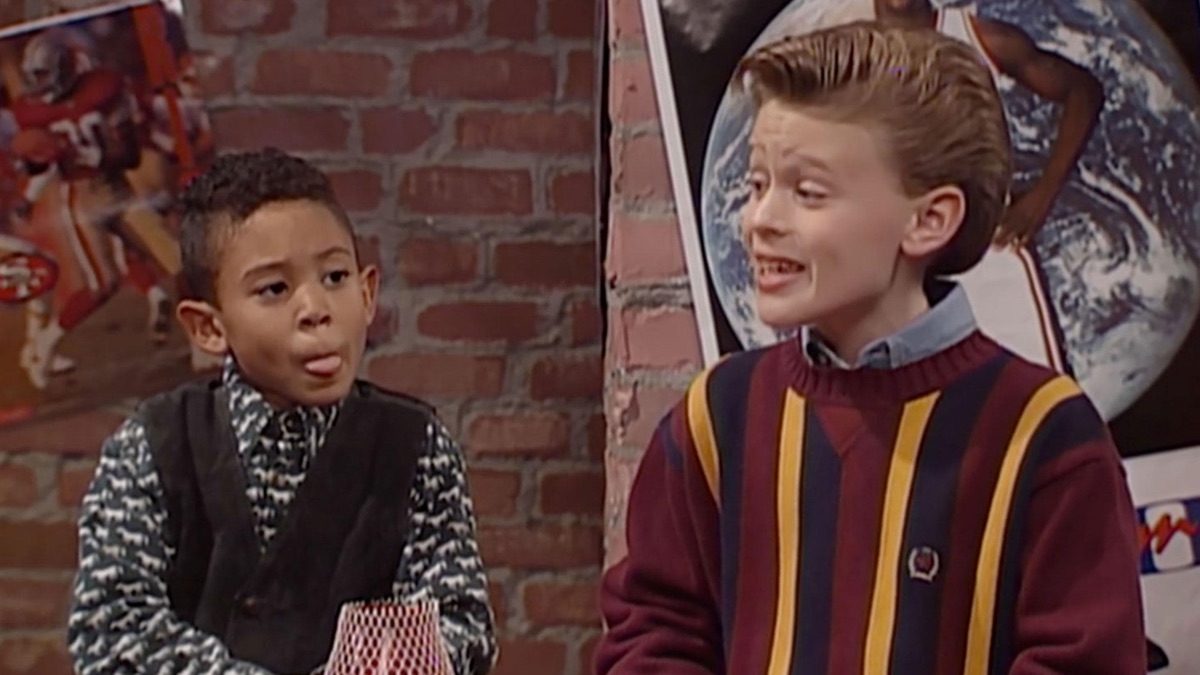 Super Bowl Funday – Full House (Season 8, Episode 14) - Apple TV (AU)