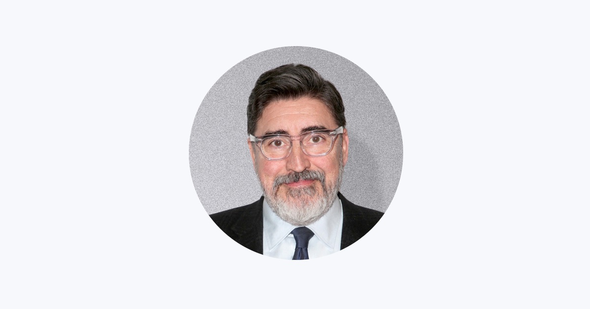 ‎Alfred Molina - Movies, TV Shows, and Music - Apple Snapshot