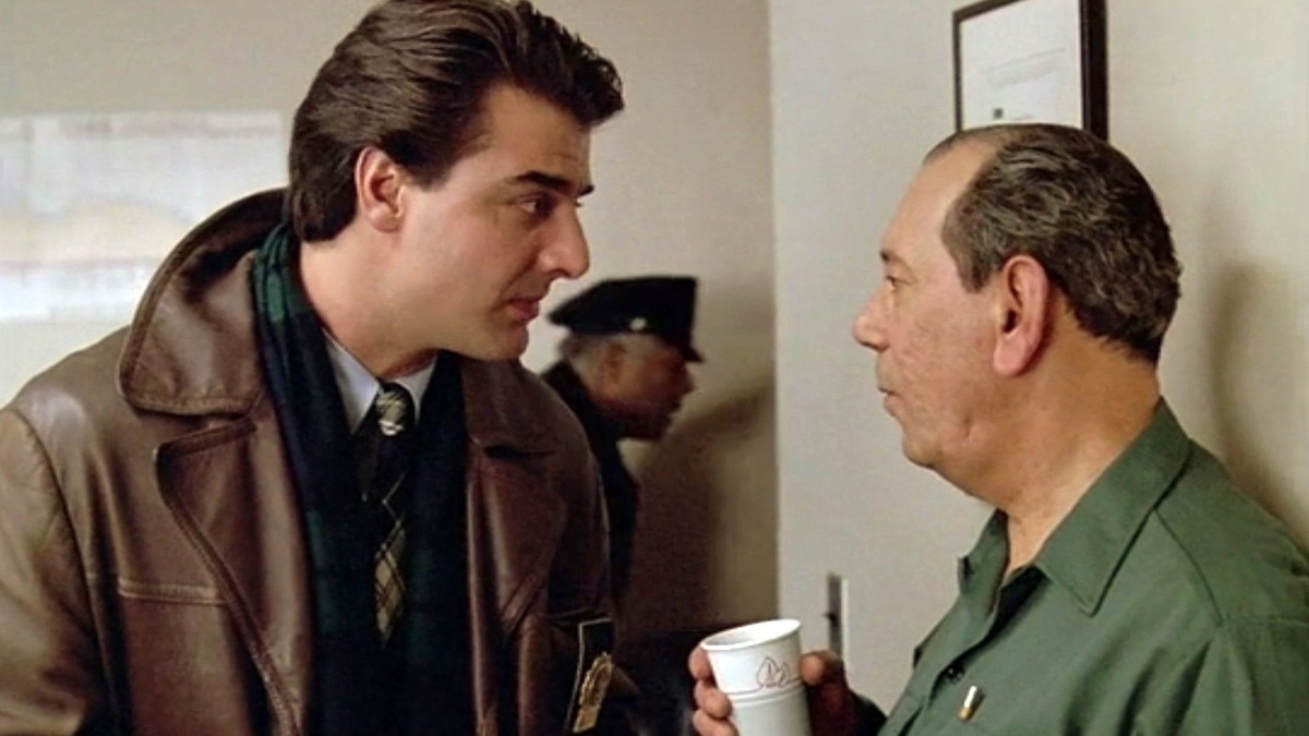 Working Stiff – Law & Order (Season 2, Episode 22) - Apple TV (CA)