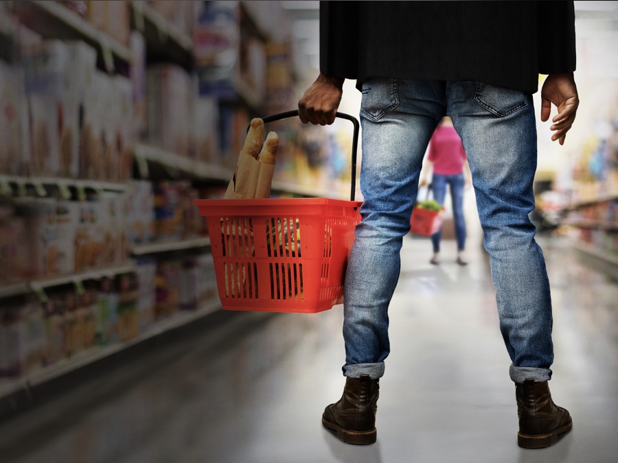 Customer Wars - Apple TV (日本)