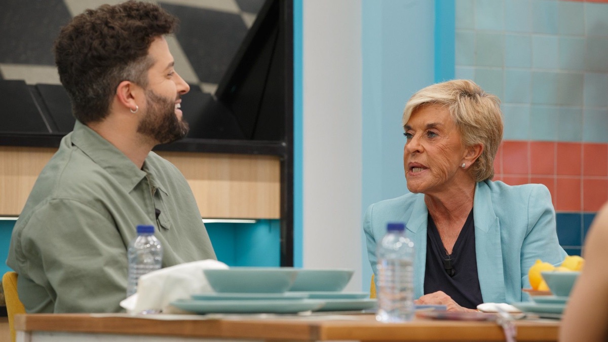 ‎Programa 19: Previo - La familia de la tele - Apple TV (ES)
