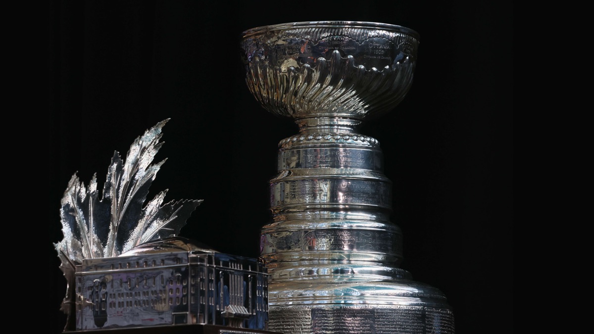 NHL Carolina at NY Rangers GM 2 - Apple TV (UK)