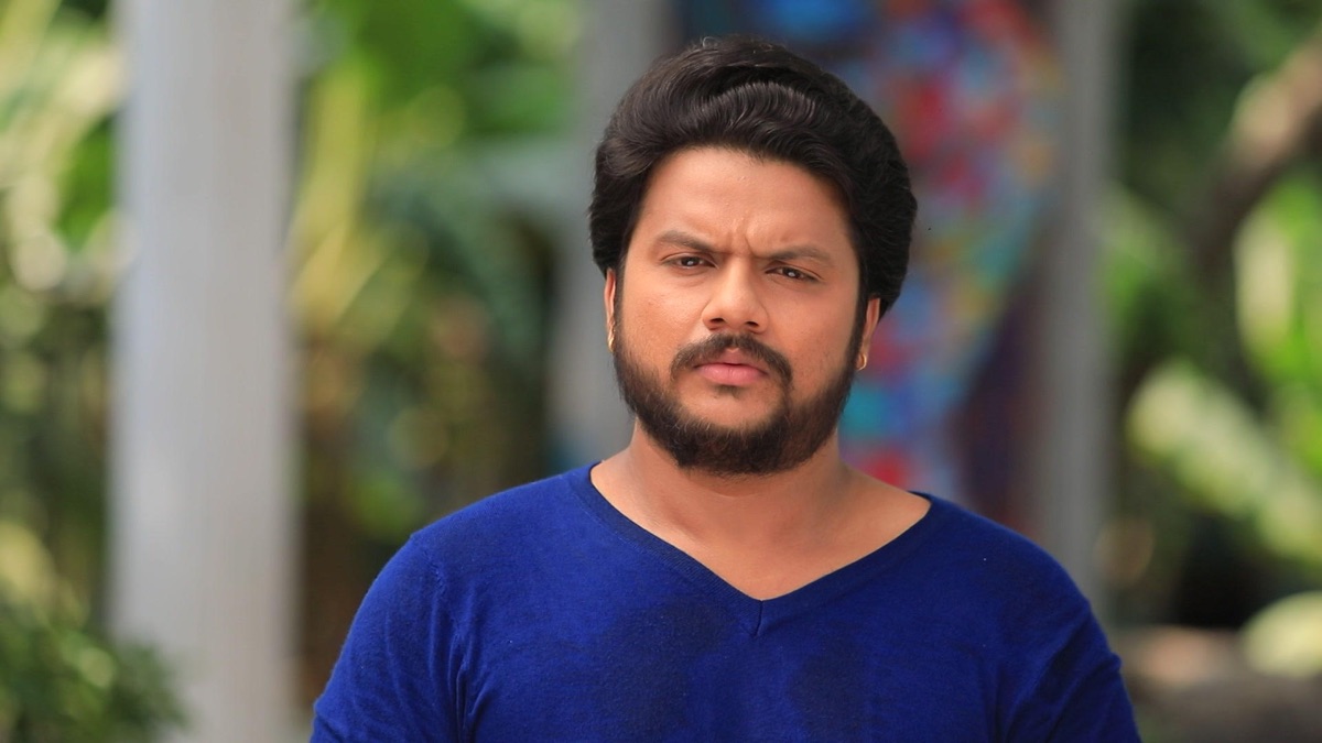 Shanmugam Feels Grateful to Ponni - Ponni (Season 1, Episode 324 ...