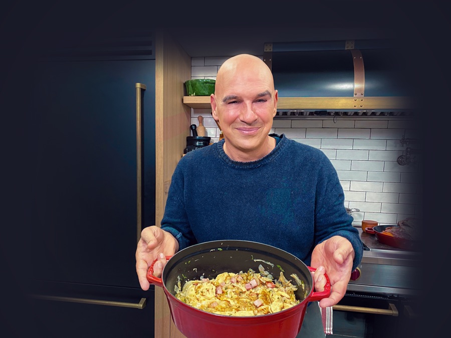 Symon’s Dinner’s Cooking Out Thanksgiving - Apple TV