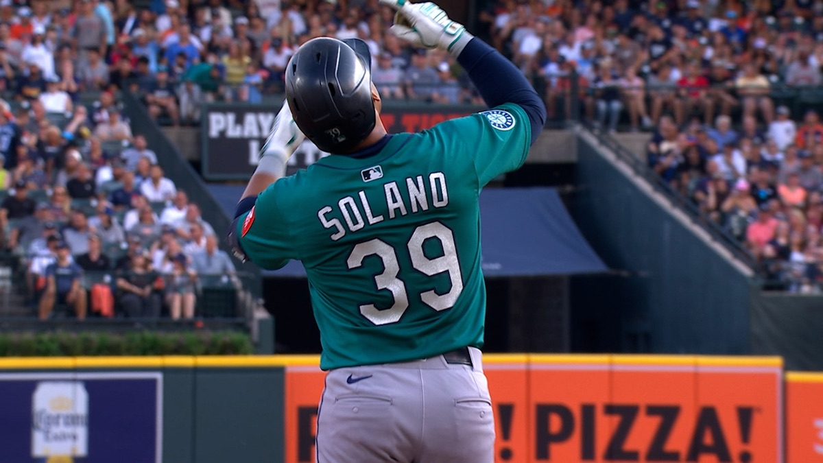 ‎RBI Triple: D. Solano vs. DET, 7.11.25 - Apple TV
