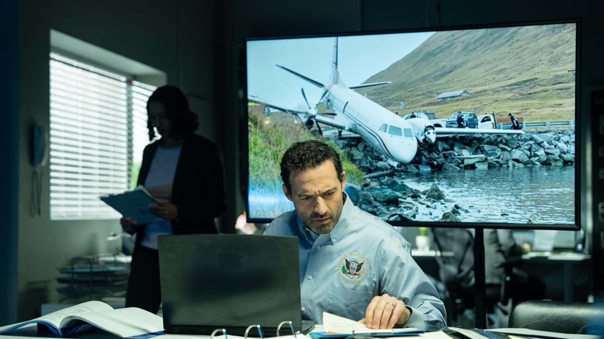 Disaster at Dutch Harbor – Mayday (Season 24, Episode 2) - Apple TV (CA)