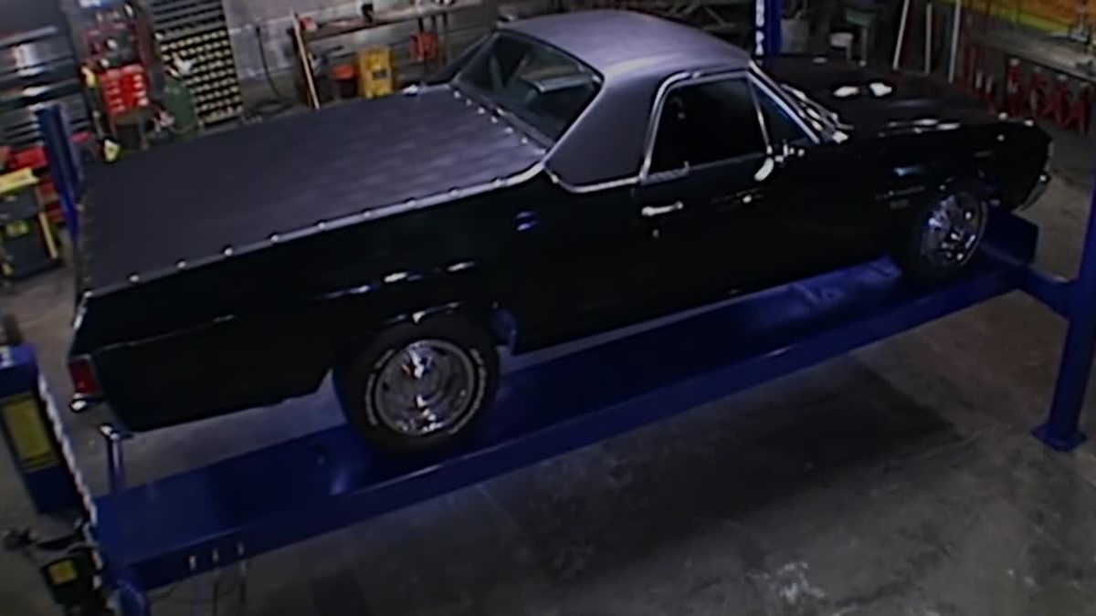 Hell Camino - Monster Garage (Season 2, Episode 4) - Apple TV