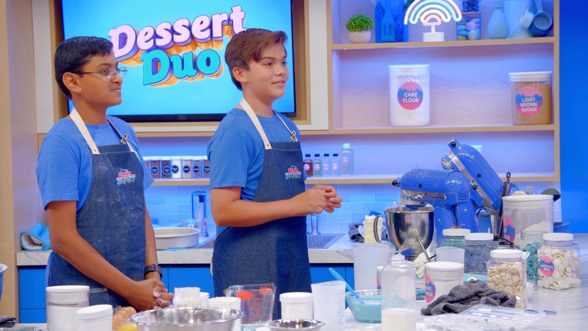 Disney Theme Parks - Disney's Magic Bake-Off (Season 1, Episode 2 ...