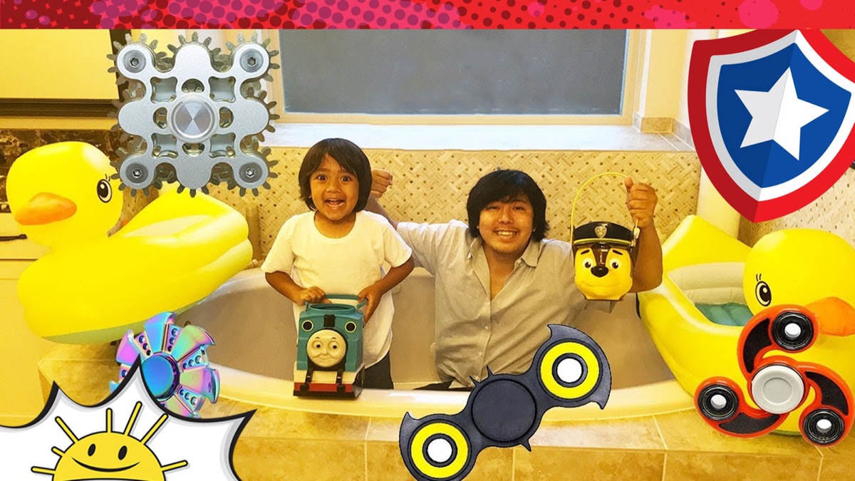 Fidget Spinner Toy Hunt Challenge With Ryan! - Ryan's World (Series 15 ...