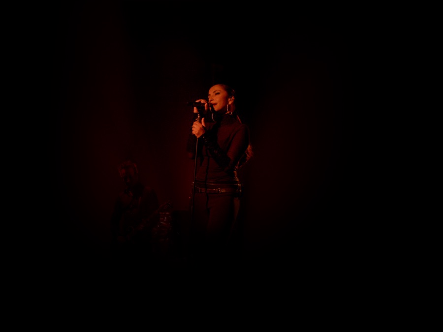 Sade: Bring Me Home Live in California – Apple TV (SE)