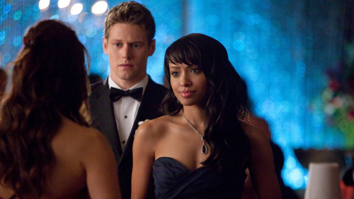 ‎Pictures Of You - The Vampire Diaries (Series 4, Episode 19) - Apple ...