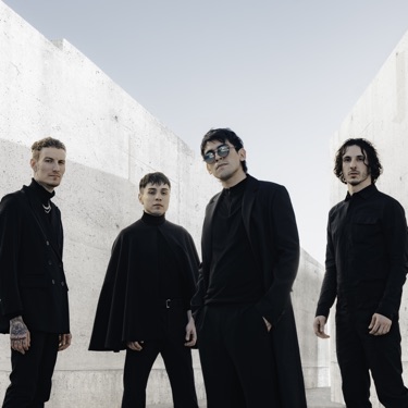 Crown The Empire Memories Of A Broken Heart Lyrics