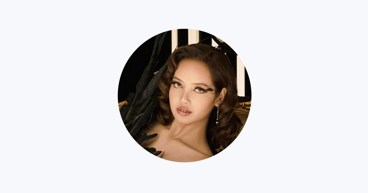 ‎lisa Apple Music