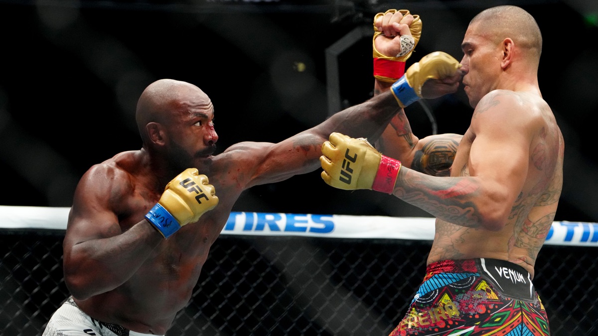 Alex Pereira vs. Khalil Rountree Jr. - UFC 307: Pereira vs. Rountree Jr ...