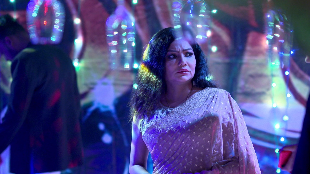 Purna Chandra Evades Aparajita - Boron (Season 1, Episode 275) - Apple TV