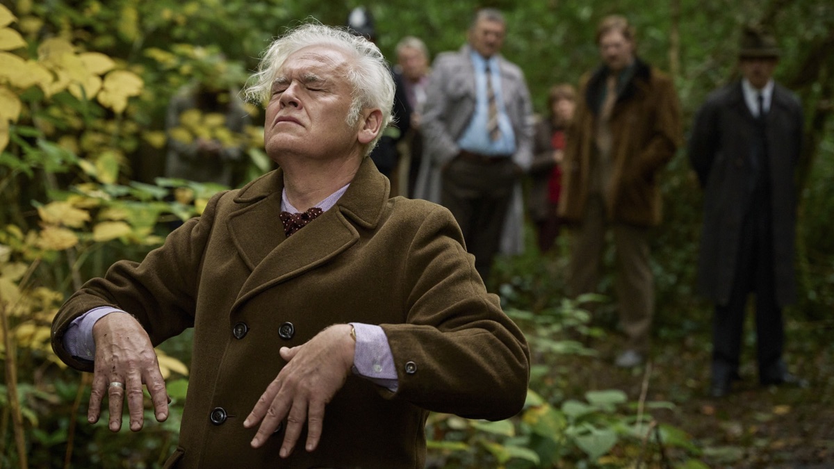 Episode 3 - Steeltown Murders (Season 1, Episode 3) - Apple TV