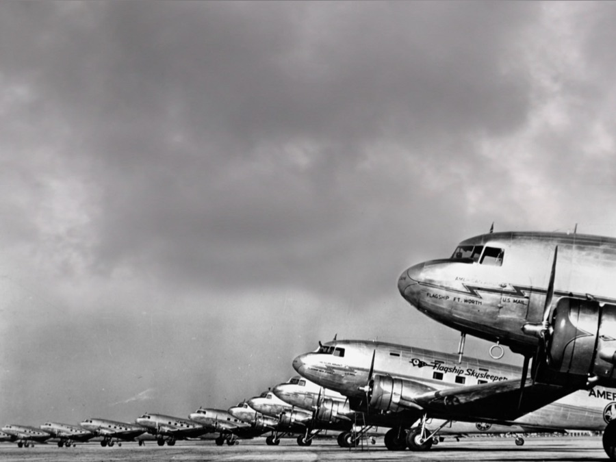 The DC-3 Story: The Plane that Changed the World - Apple TV (CA)