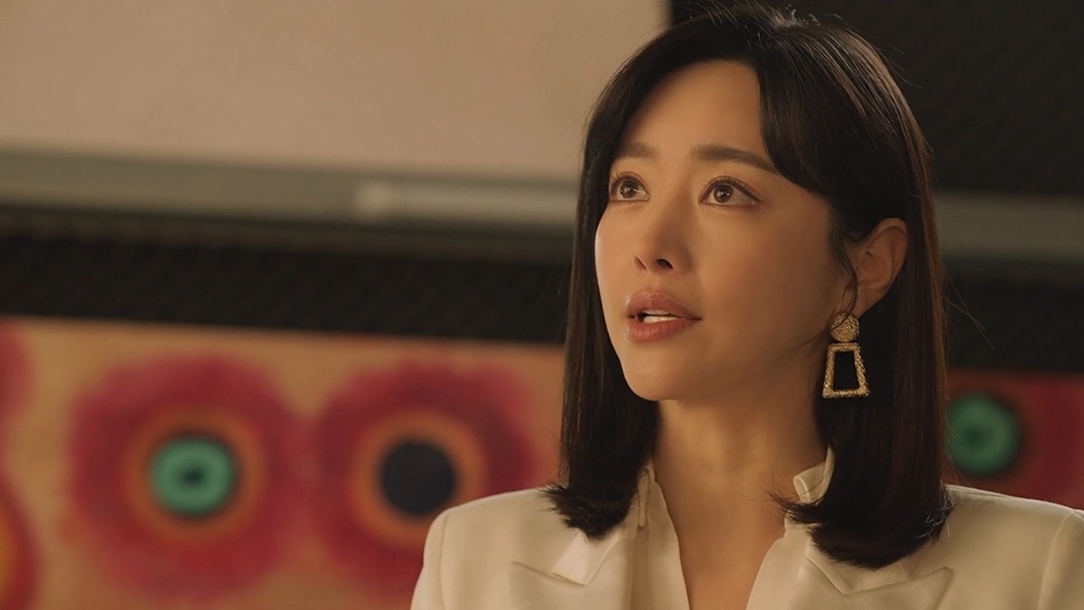 Phoenix 2020 - Phoenix (Season 1, Episode 75) - Apple TV