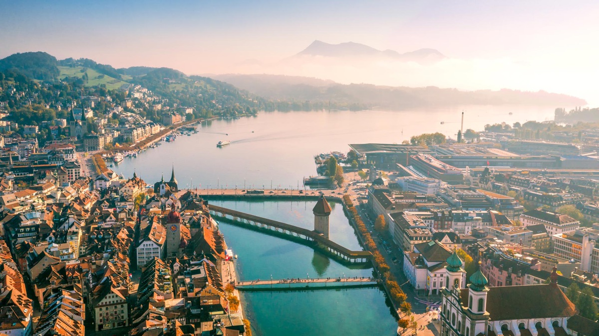 Lucerna - Visítame en un día - Apple TV (ES)