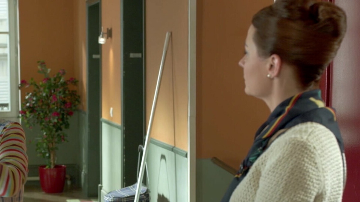 Season 10 episode 3 - Dear neighbours (Season 10, Episode 3) - Apple TV