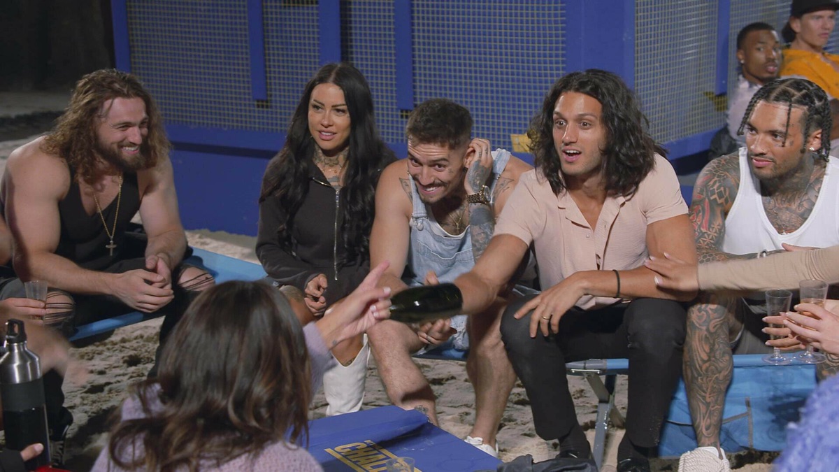 Reunion Part 1 - The Challenge (Series 39, Episode 21) - Apple TV (UK)