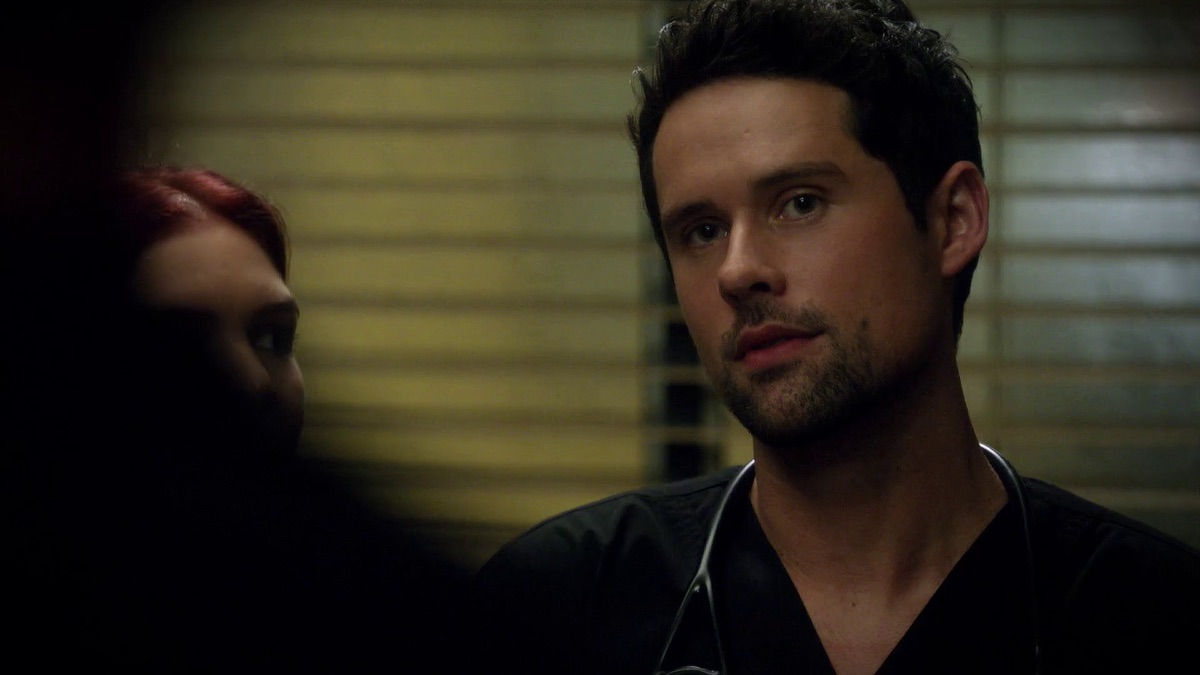 ‎Episode 12 – Code Black (Season 2, Episode 12) - Apple TV (AU)
