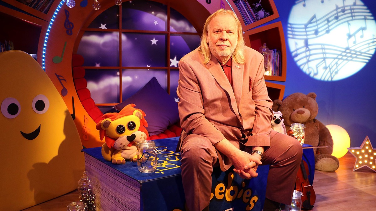 But the Bear Came Back - CBeebies Bedtime Stories (Series 2019, Episode ...