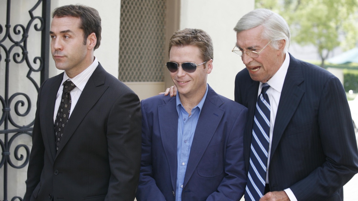 ‎What About Bob? - Entourage (Series 3, Episode 11) - Apple TV (BE)