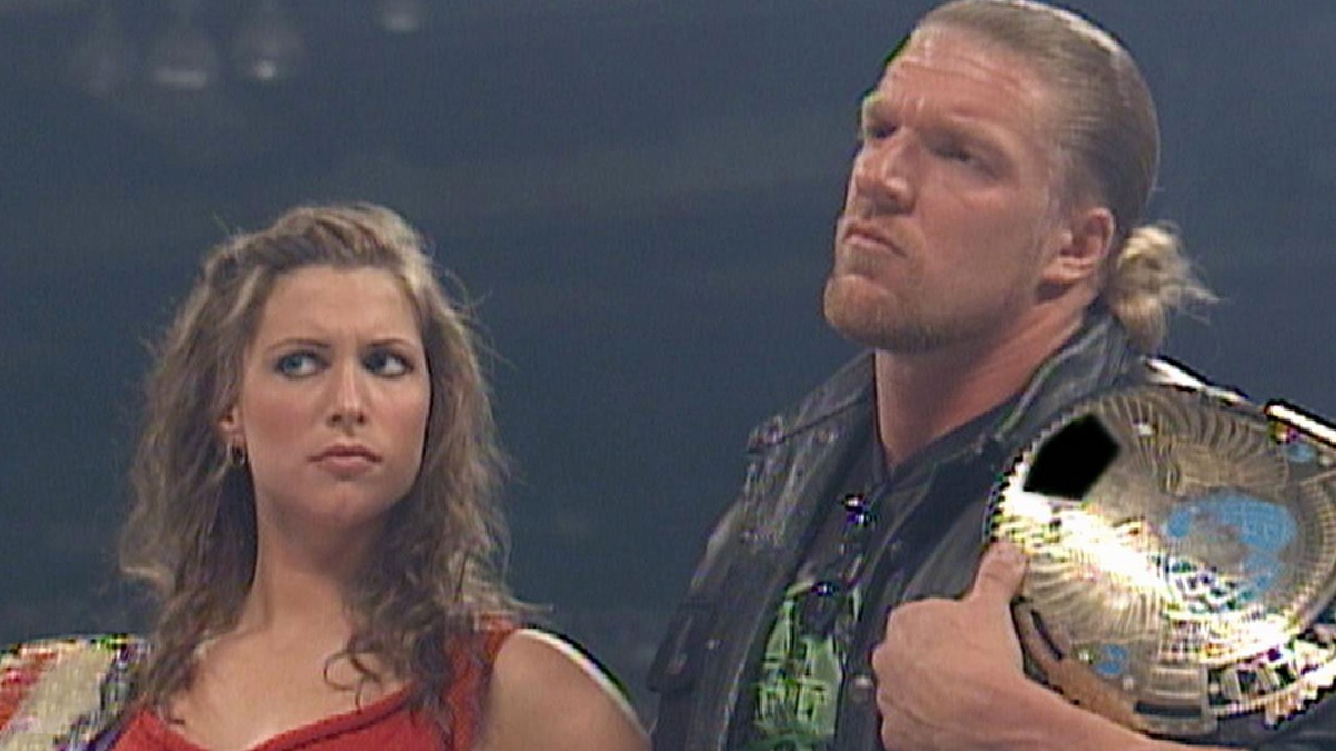 WWE Monday Night RAW – WWE RAW (Season 2000, Episode 23) - Apple TV (AU)