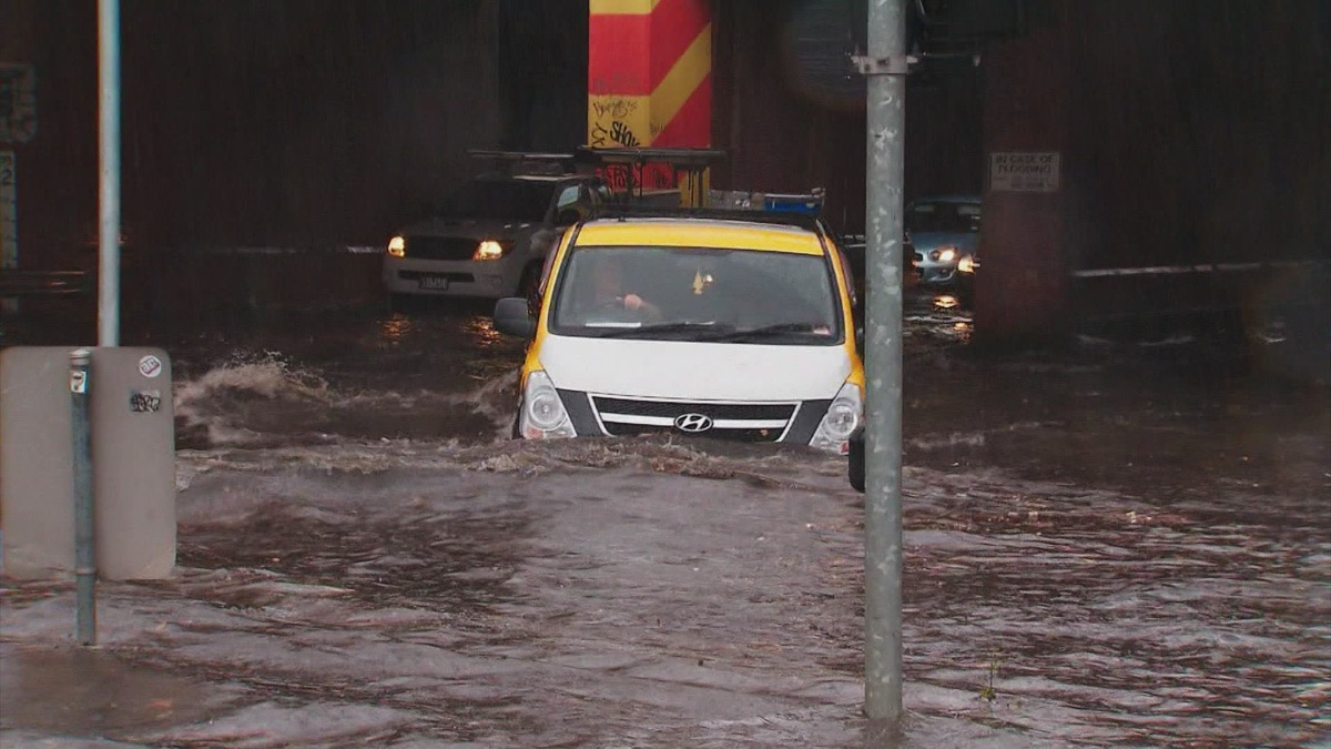 Flood - Savage Australia (Series 2, Episode 1) - Apple TV (UK)