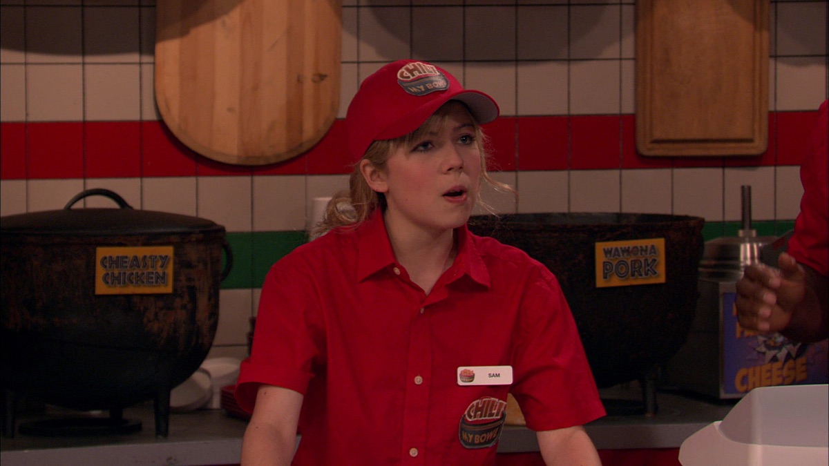 Sam debe dinero - iCarly (Temporada 2, Episodio 3) - Apple TV (ES)