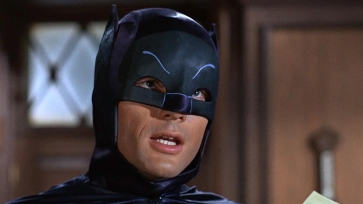 The bookworm turns - Batman (Season 1, Episode 29) - Apple TV