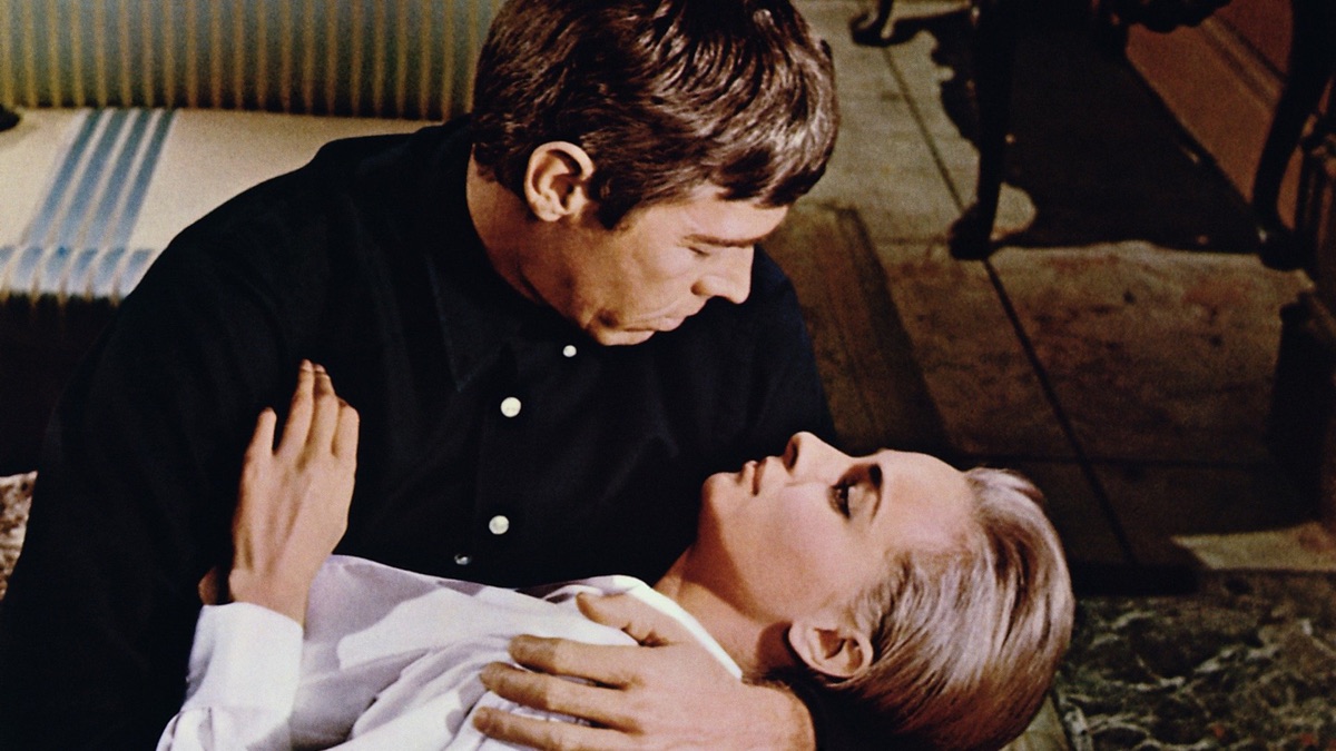 Dead Heat on a Merry-Go-Round - Apple TV (UK)