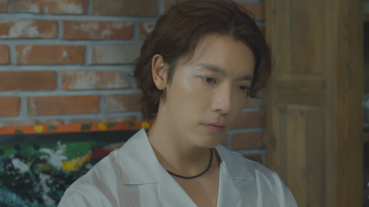 Episode 1 - Between Him and Her (Series 1, Episode 1) - Apple TV (UK)