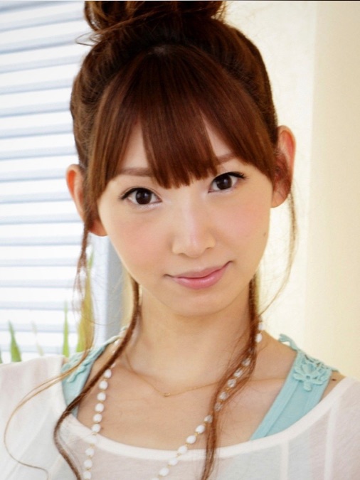 Singer Marina Inoue