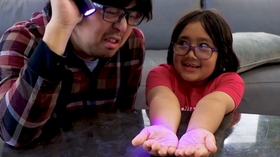 Ryan's DIY Hand Washing Experiment! - Ryan's World (Series 1, Episode ...